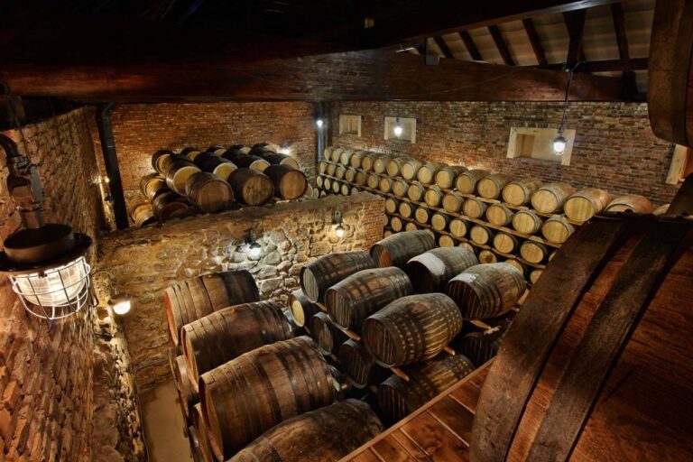 Cask-Strength Whiskey Guide: Straight From the Barrel (SFTB) - Whisky Ride